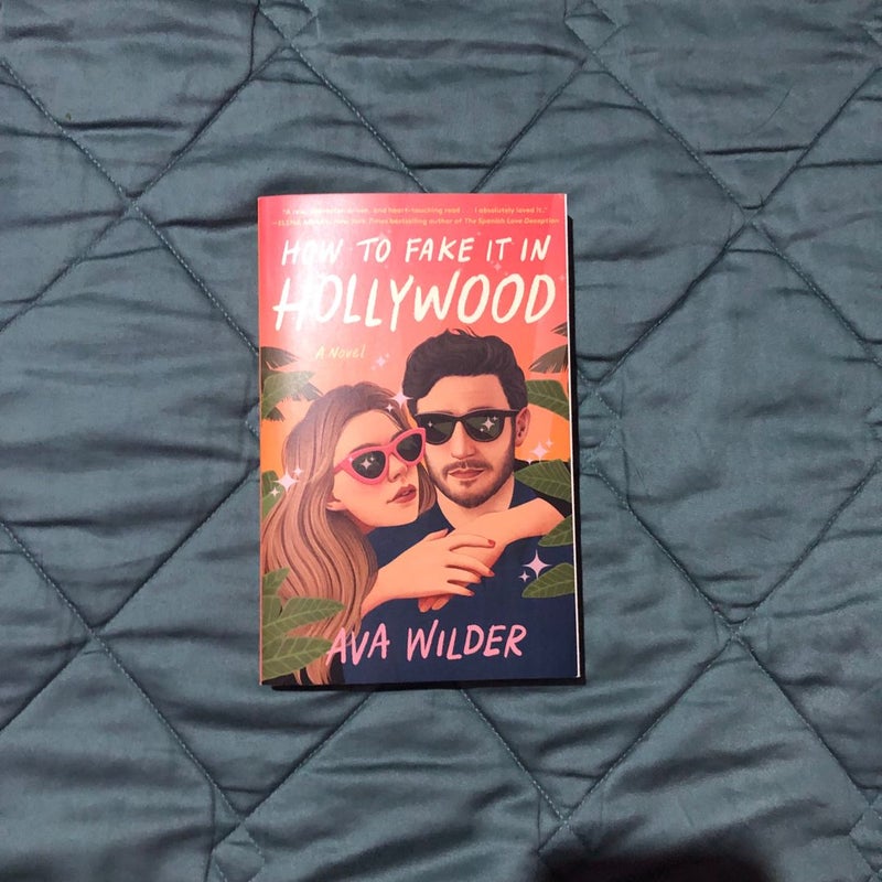 How To Fake It In Hollywood by Ava Wilder, Paperback | Pangobooks
