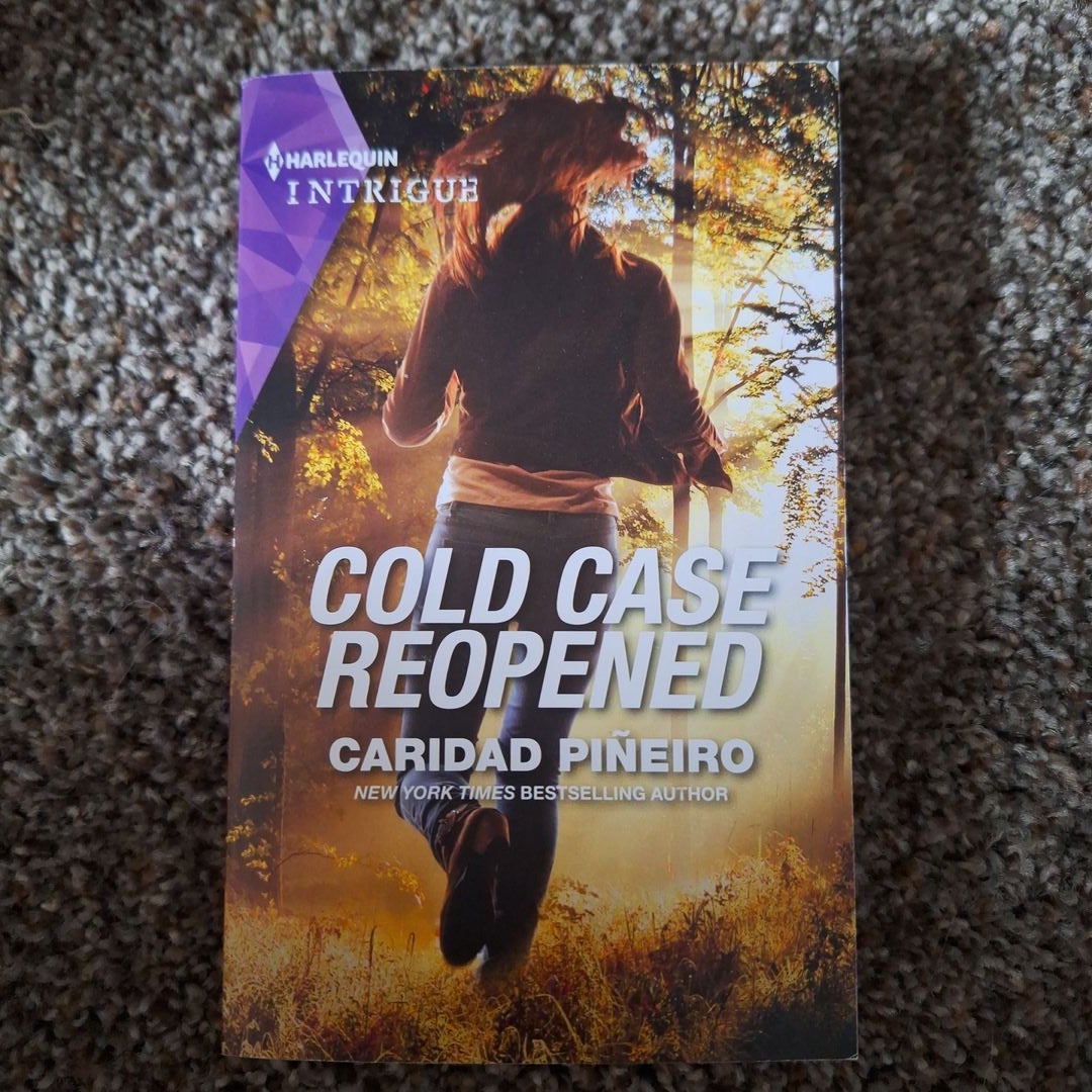 Cold Case Reopened by Caridad Piñeiro