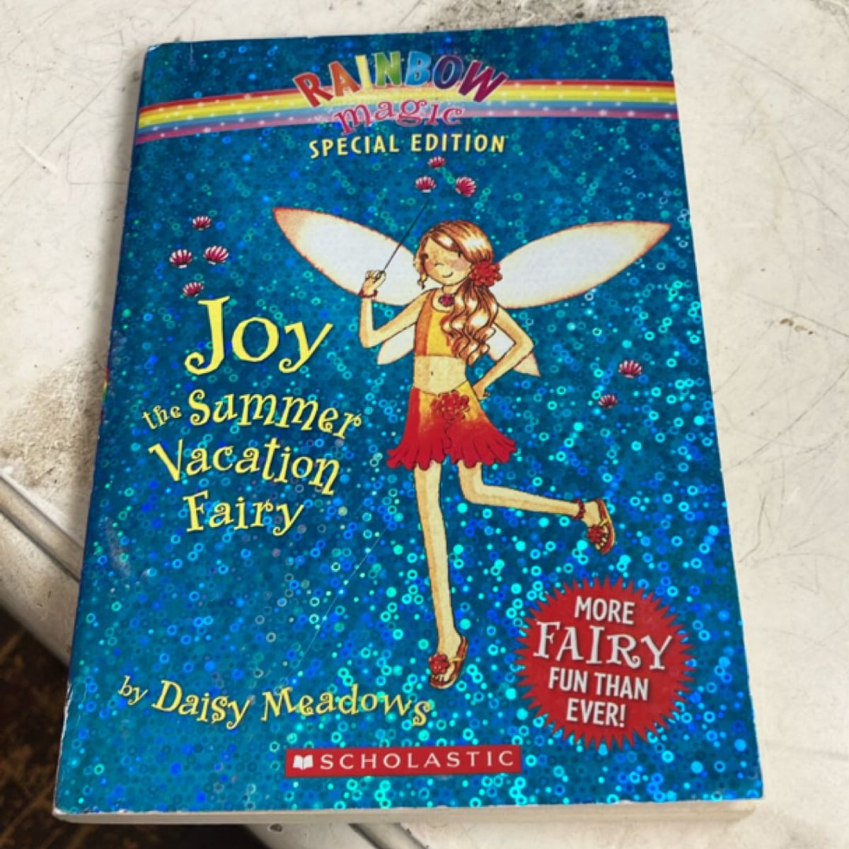 Joy the Summer Vacation Fairy by Daisy Meadows, Paperback | Pangobooks