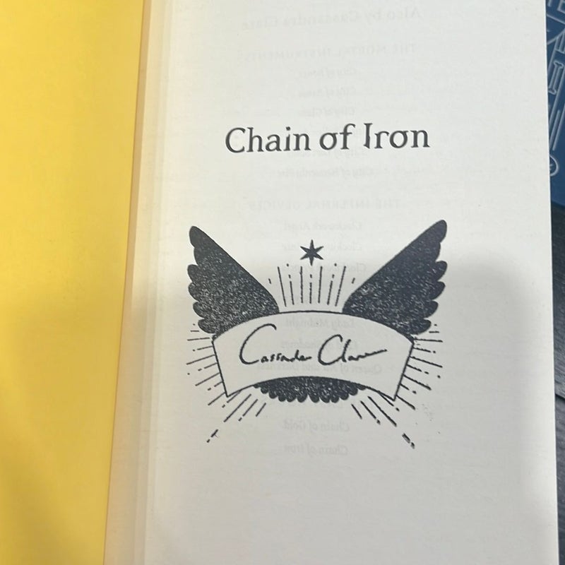 Chain of Iron by Cassandra Claire, Hardcover | Pangobooks