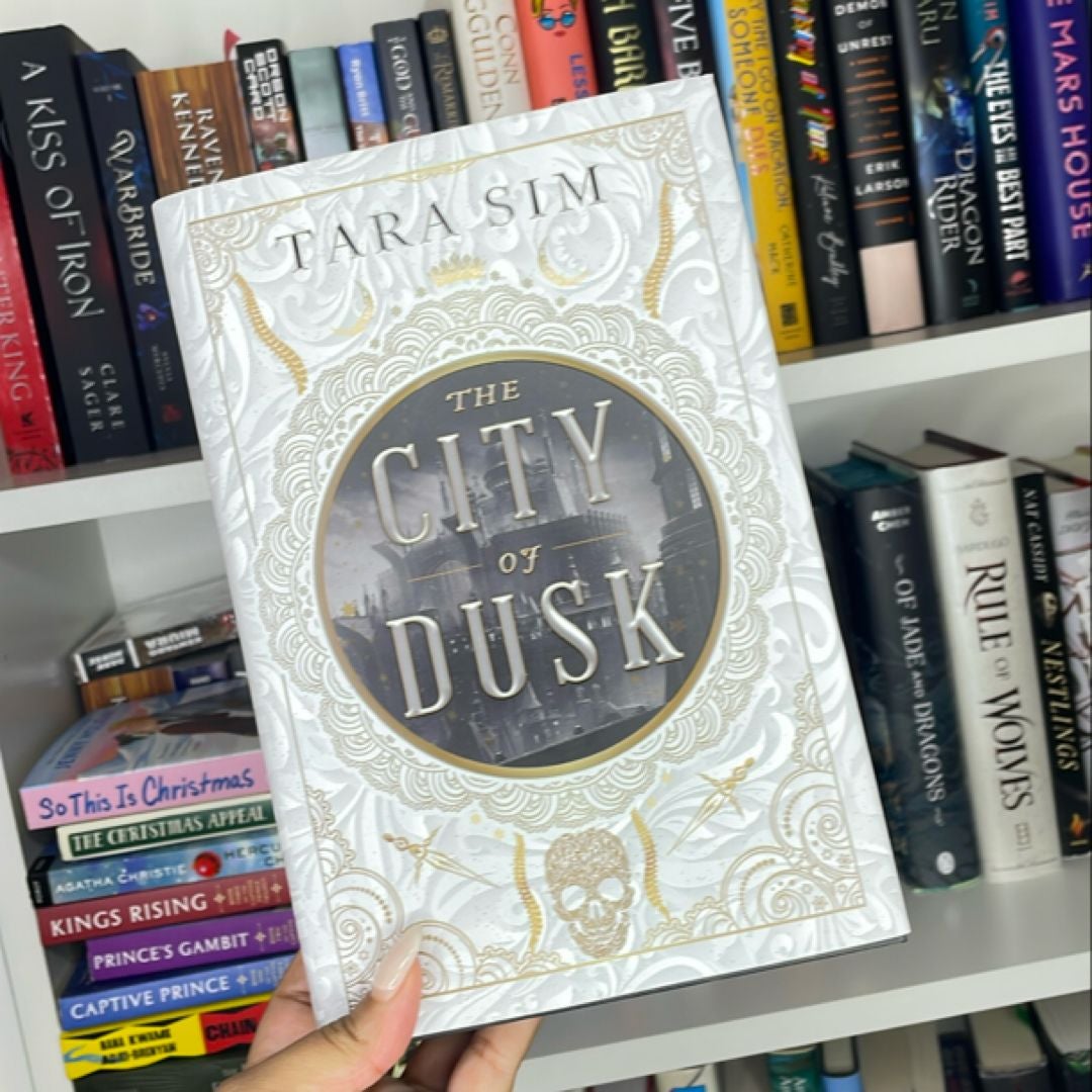 The City of Dusk by Tara Sim, Hardcover | Pangobooks