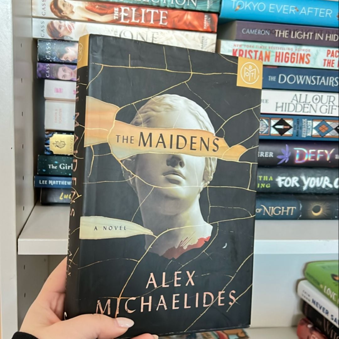 The Maidens by Alex Michaelides, Hardcover | Pangobooks