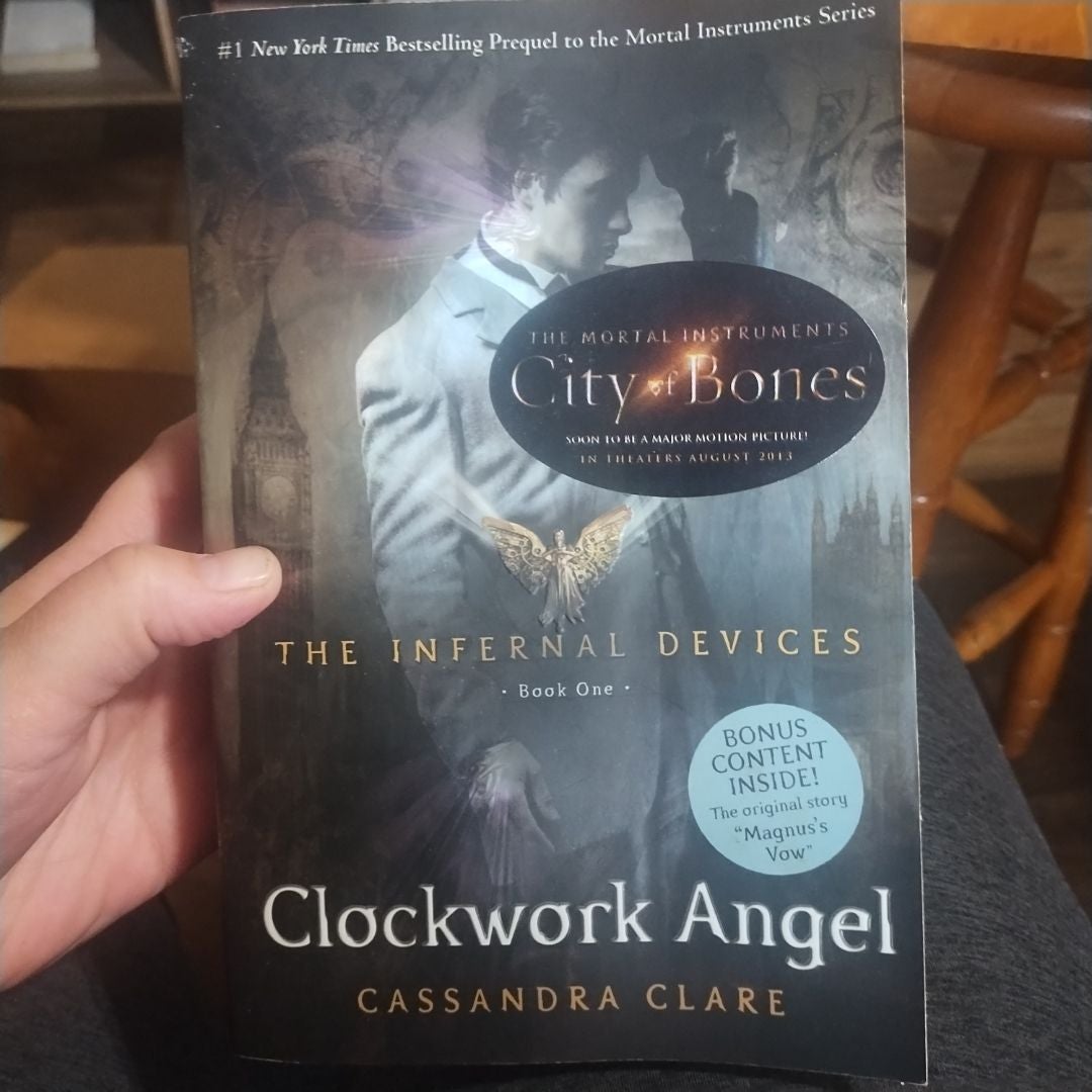 Clockwork Angel by Cassandra Clare, Paperback | Pangobooks