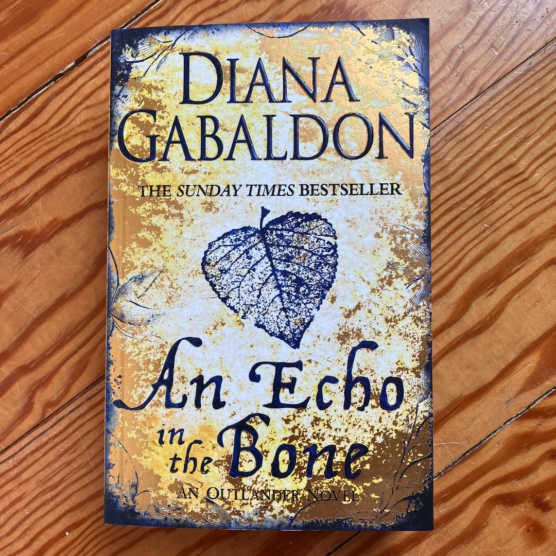 An Echo In The Bone by Diana Gabaldon, Paperback | Pangobooks