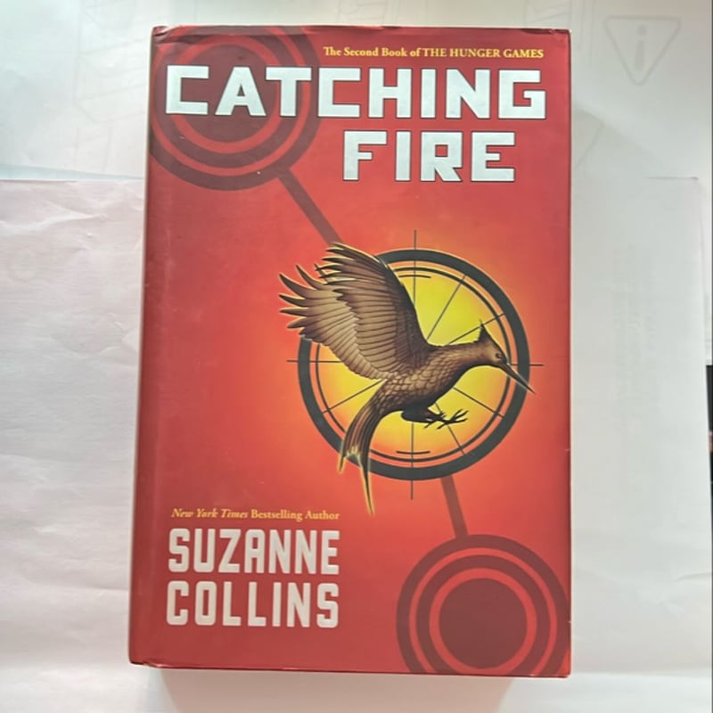 Catching Fire by Suzanne Collins, Hardcover | Pangobooks