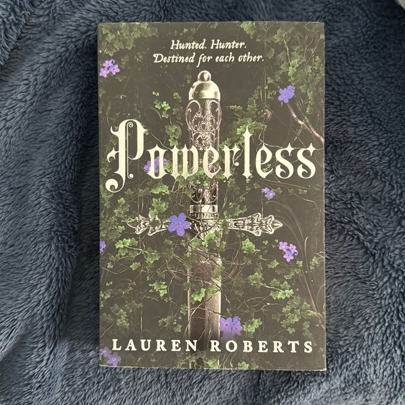 Powerless by Lauren Roberts, Paperback | Pangobooks