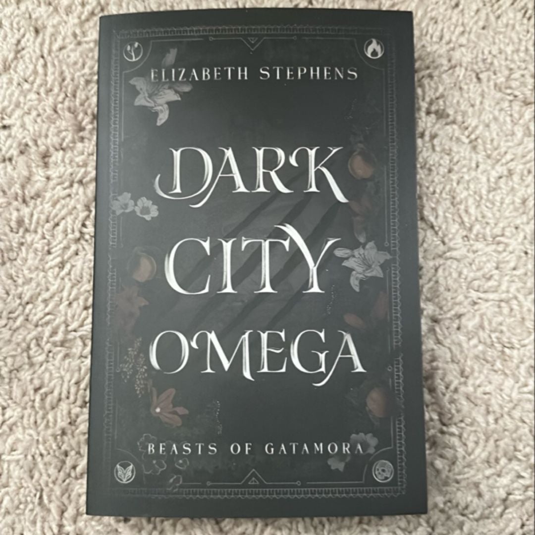 Dark City Omega - Autographed by Elizabeth Stephens, Paperback | Pangobooks