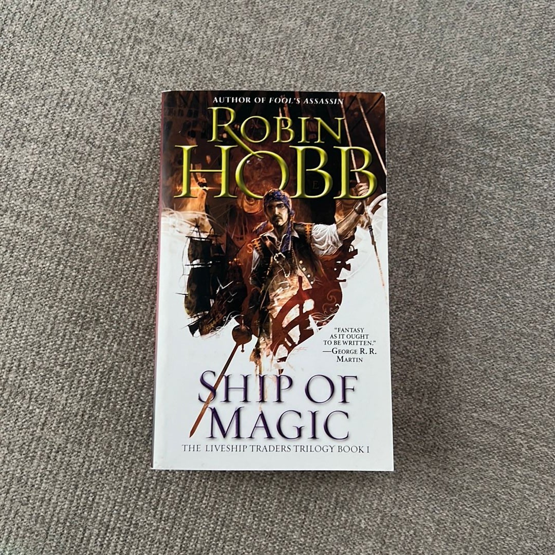 Ship of Magic by Robin Hobb, Paperback | Pangobooks