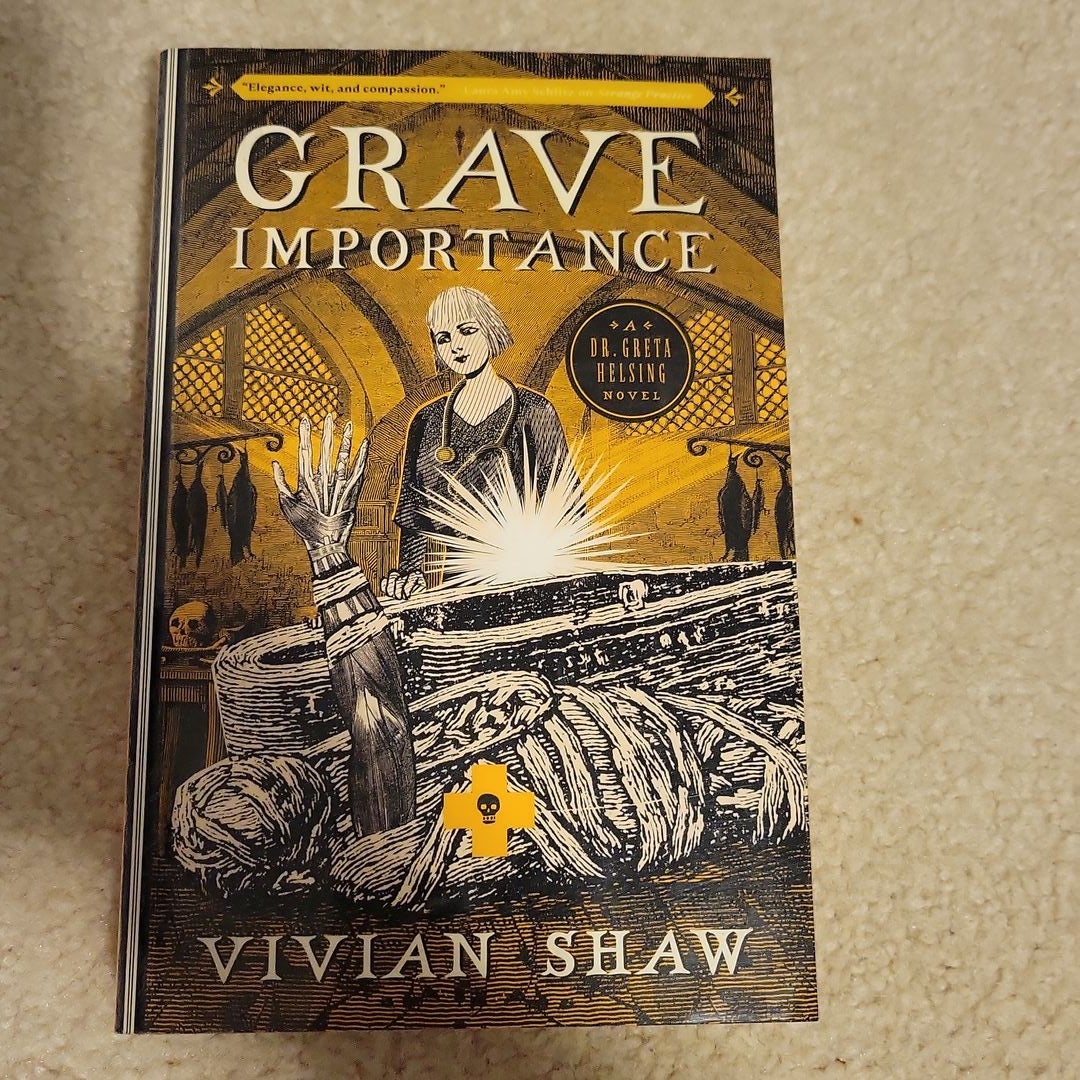 Grave Importance by Vivian Shaw, Paperback | Pangobooks