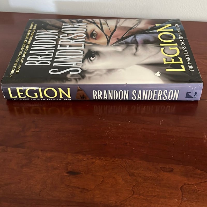 Legion: the Many Lives of Stephen Leeds by Brandon Sanderson