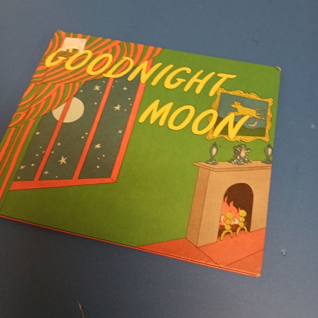 Goodnight Moon by Margaret Wise Brown, Hardcover | Pangobooks