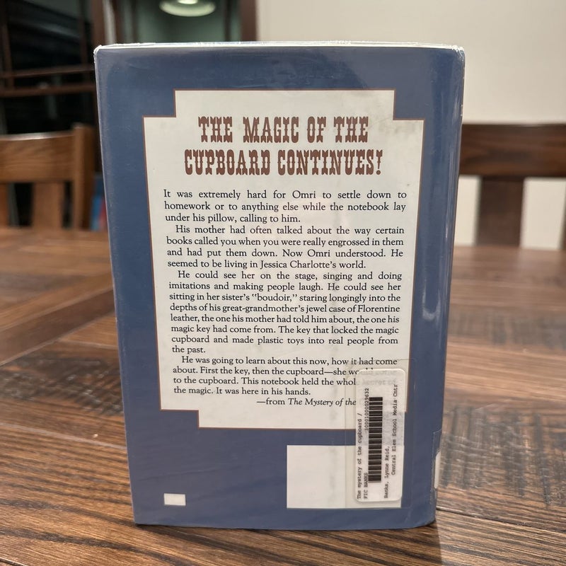 The Mystery of the Cupboard by Lynne Reid Banks, Hardcover | Pangobooks