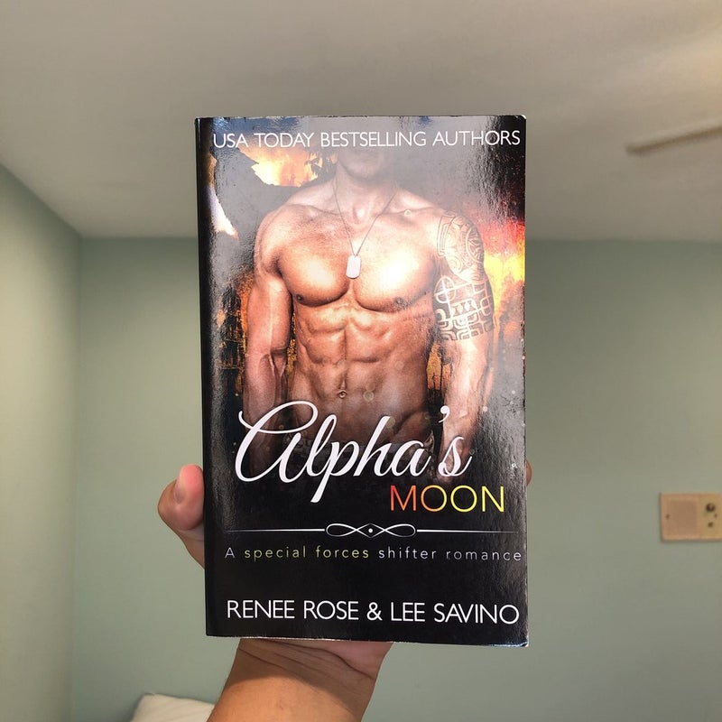 Alpha's Moon by Renee Rose, Lee Savino