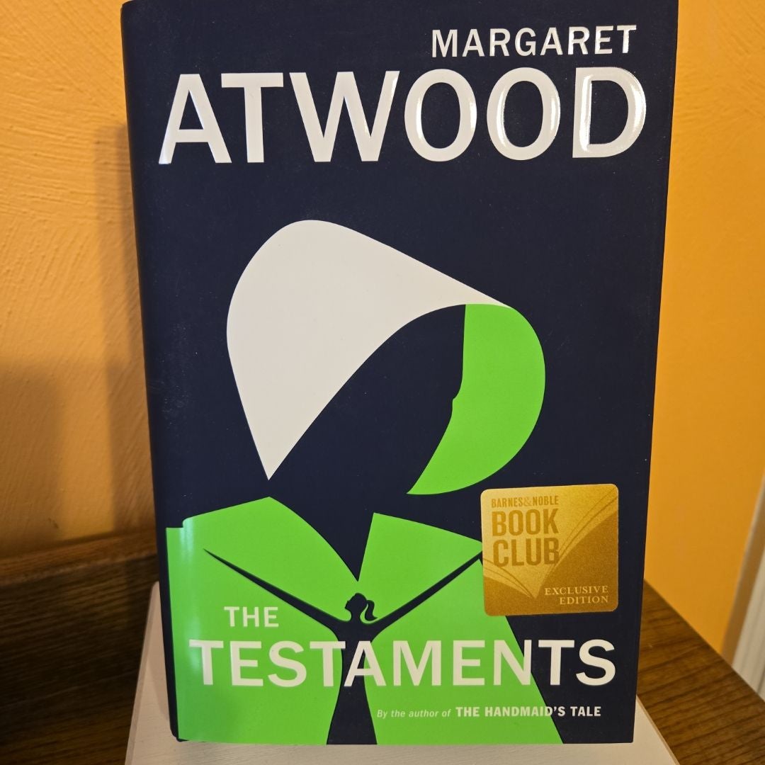 The Testaments by Margaret Atwood, Hardcover | Pangobooks