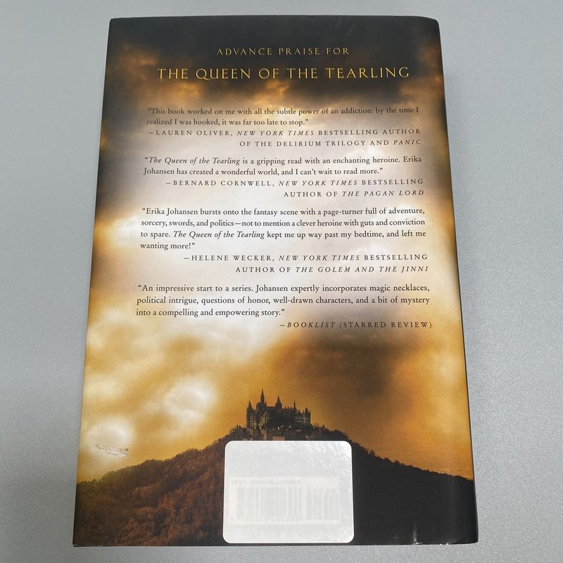 The Queen of the Tearling by Erika Johansen, Hardcover | Pangobooks