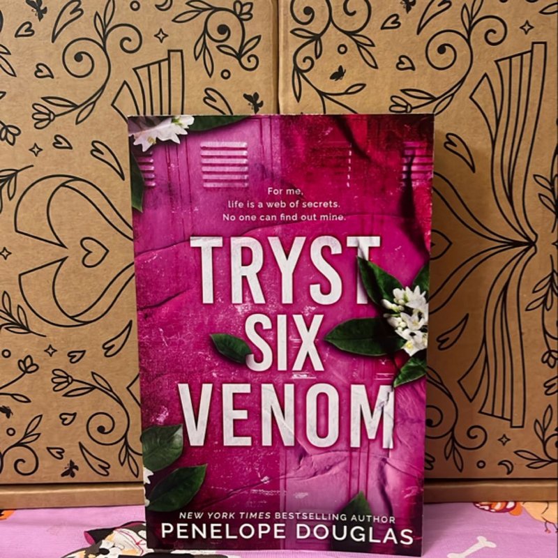 Tryst Six Venom by , Paperback | Pangobooks