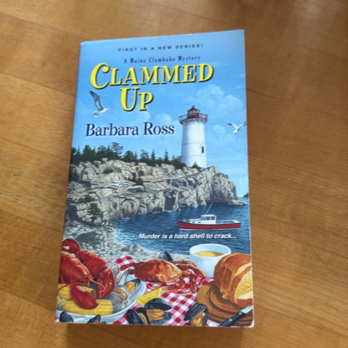 Clammed Up by Barbara Ross, Paperback | Pangobooks