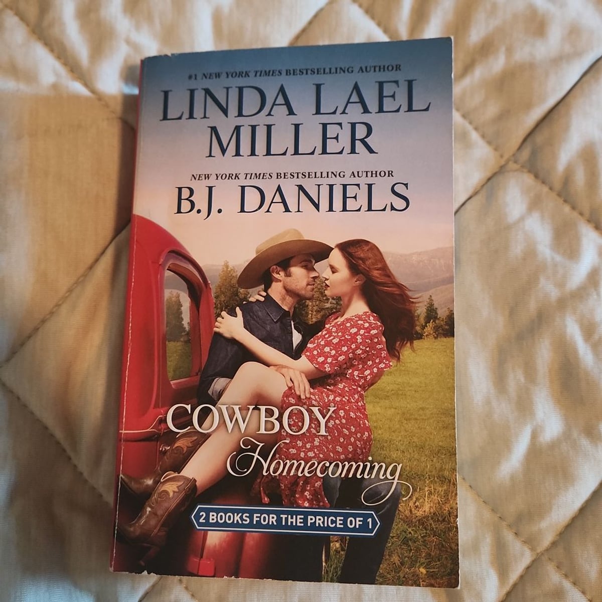Cowboy Homecoming by Linda Lael Miller, Paperback | Pangobooks