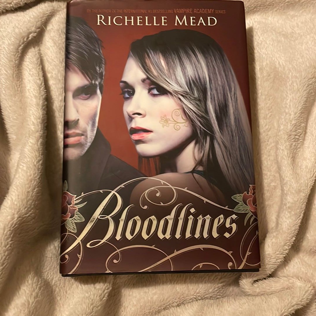 Bloodlines by Richelle Mead, Hardcover | Pangobooks