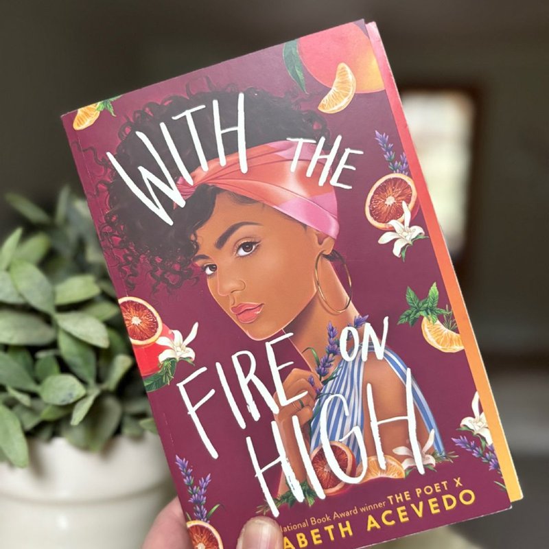 With the Fire on High by Elizabeth Acevedo, Paperback | Pangobooks