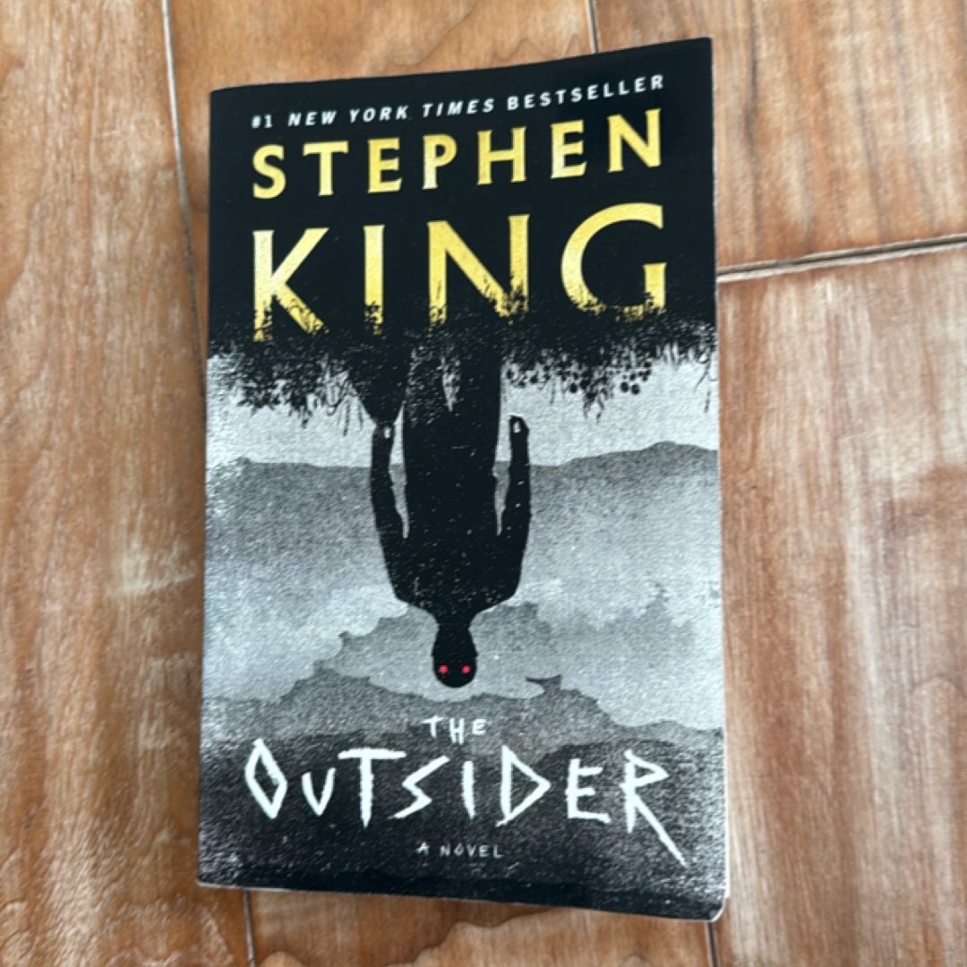 The Outsider by Stephen King, Paperback | Pangobooks