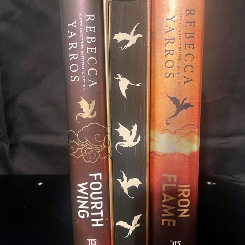 Fourth wing 1st editions by Rebecca yaros , Hardcover | Pangobooks