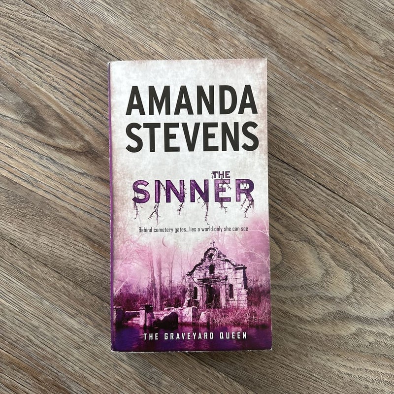 The Sinner by Amanda Stevens, Paperback | Pangobooks