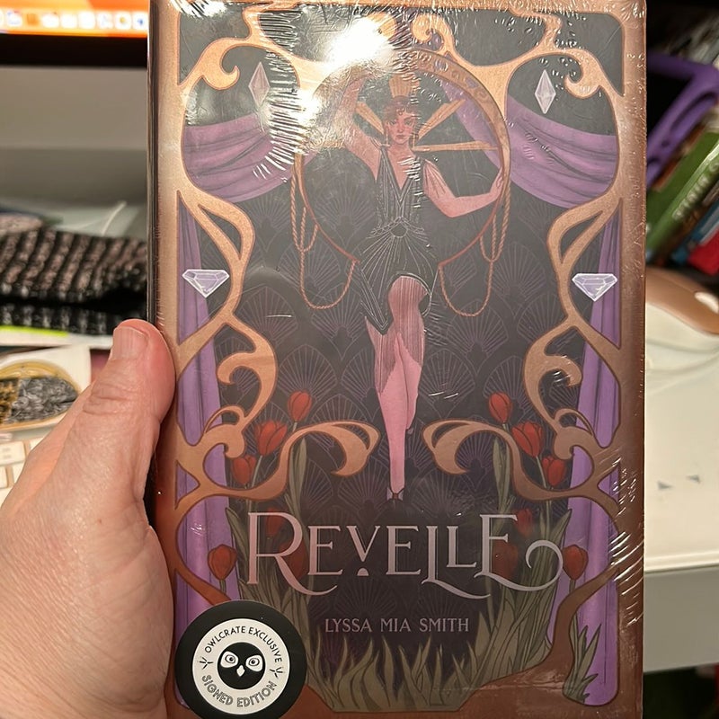 Revelle by Lyssa Mia Smith, Hardcover | Pangobooks