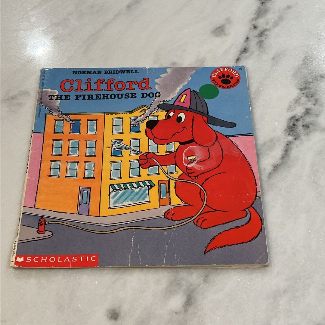Clifford the Firehouse Dog by Norman Bridwell, Paperback | Pangobooks