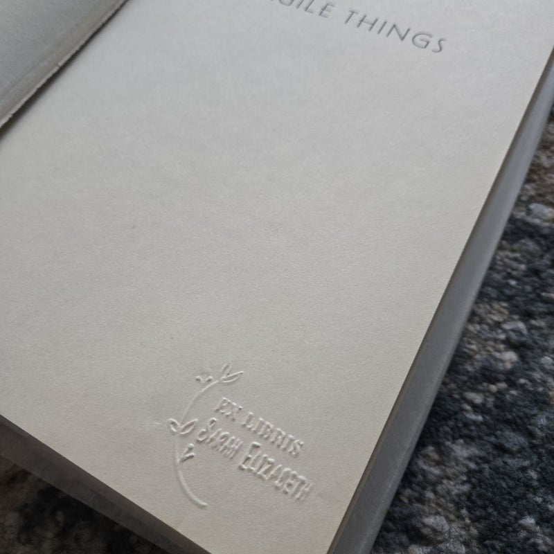 Fragile Things by Neil Gaiman