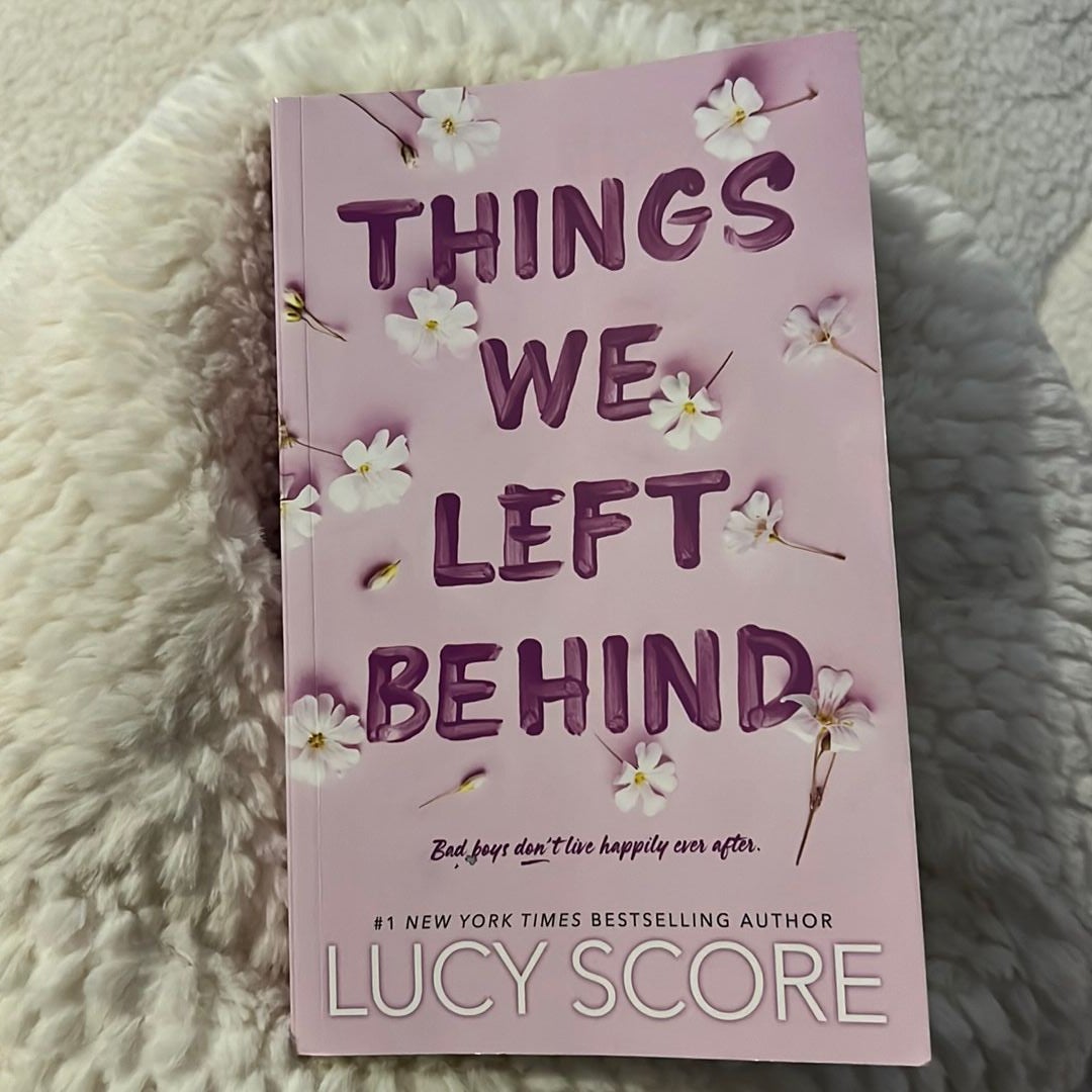 Things We Left Behind by Lucy Score, Hardcover | Pangobooks