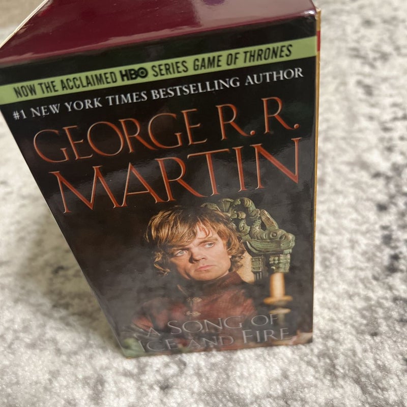 George R. R. Martin's a Game of Thrones 5-Book Boxed Set (Song of Ice ...