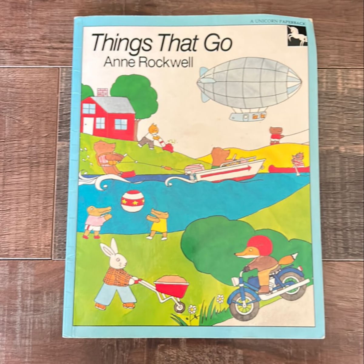 Things that Go by Anne Rockwell, Paperback | Pangobooks