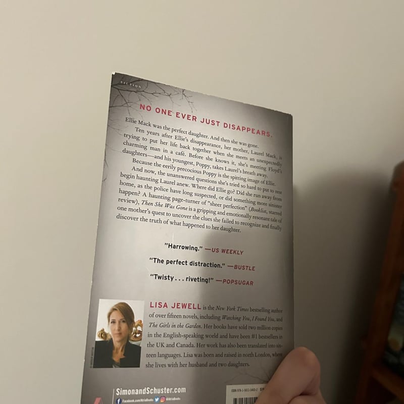Then She Was Gone by Lisa Jewell, Paperback | Pangobooks