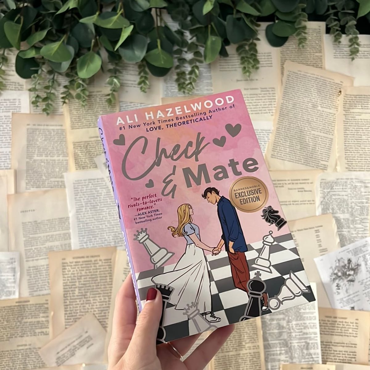 Check & Mate by Ali Hazelwood, Paperback | Pangobooks