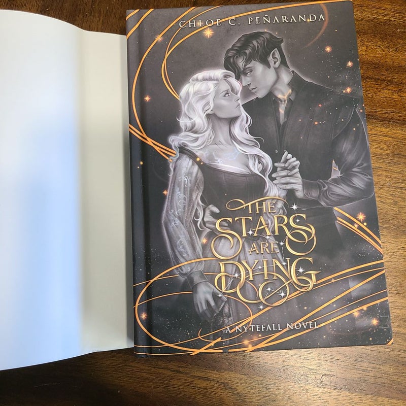 The Stars Are Dying by Chloe C. Peñaranda, Hardcover | Pangobooks