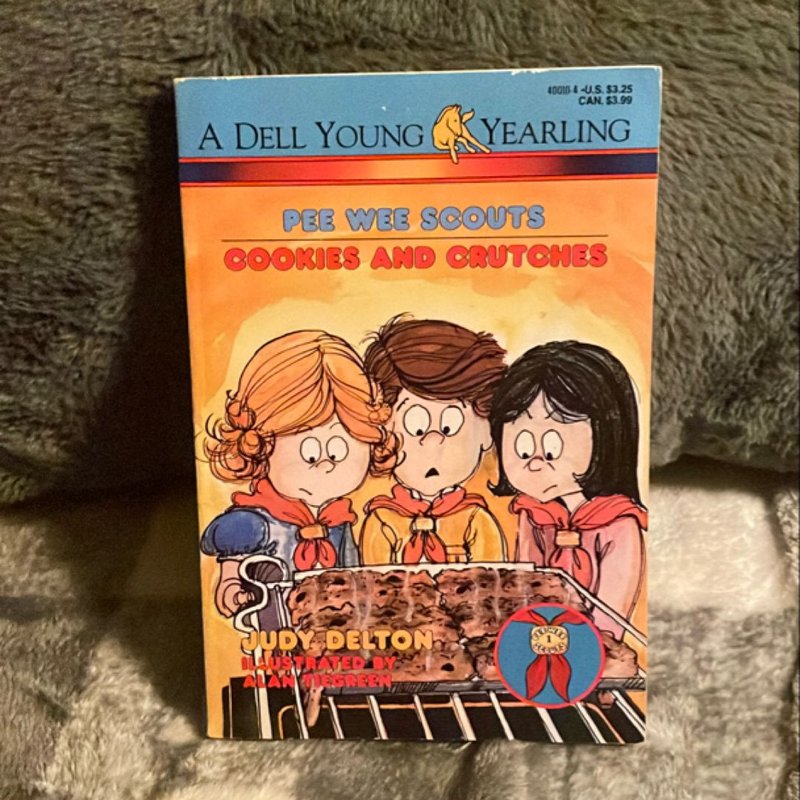 Pee Wee Scouts Cookies and Crutches by Judy Delton, Paperback | Pangobooks