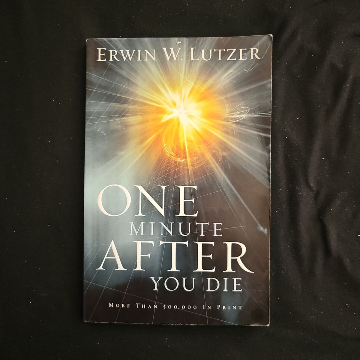 One Minute after You Die by Erwin W. Lutzer, Paperback | Pangobooks