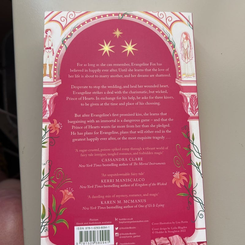 Once upon a Broken Heart UK edition by Stephanie Garber, Paperback ...