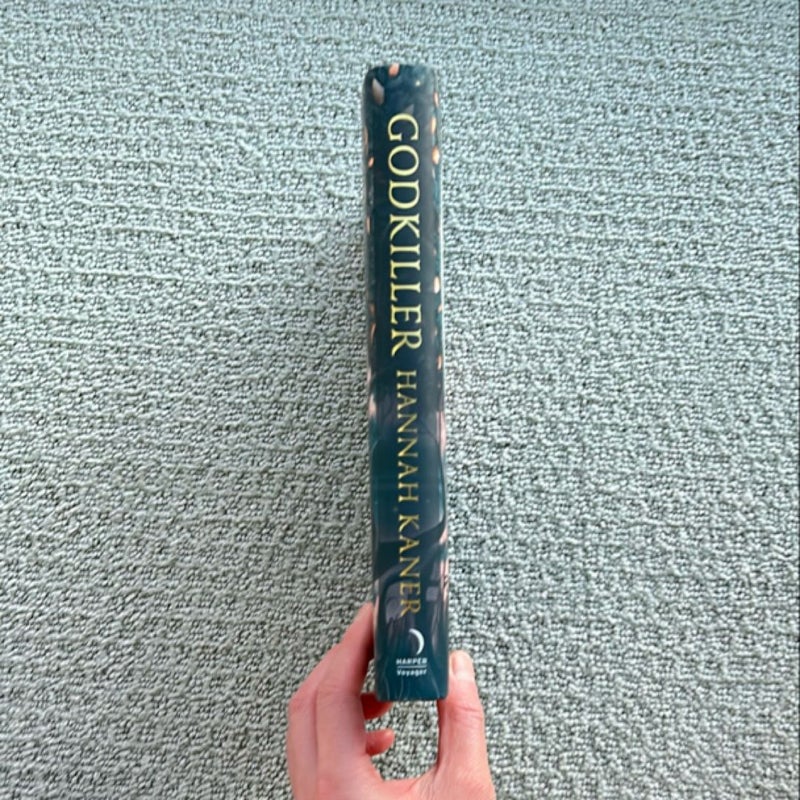 Godkiller (Illumicrate edition) by Hannah Kaner, Hardcover | Pangobooks