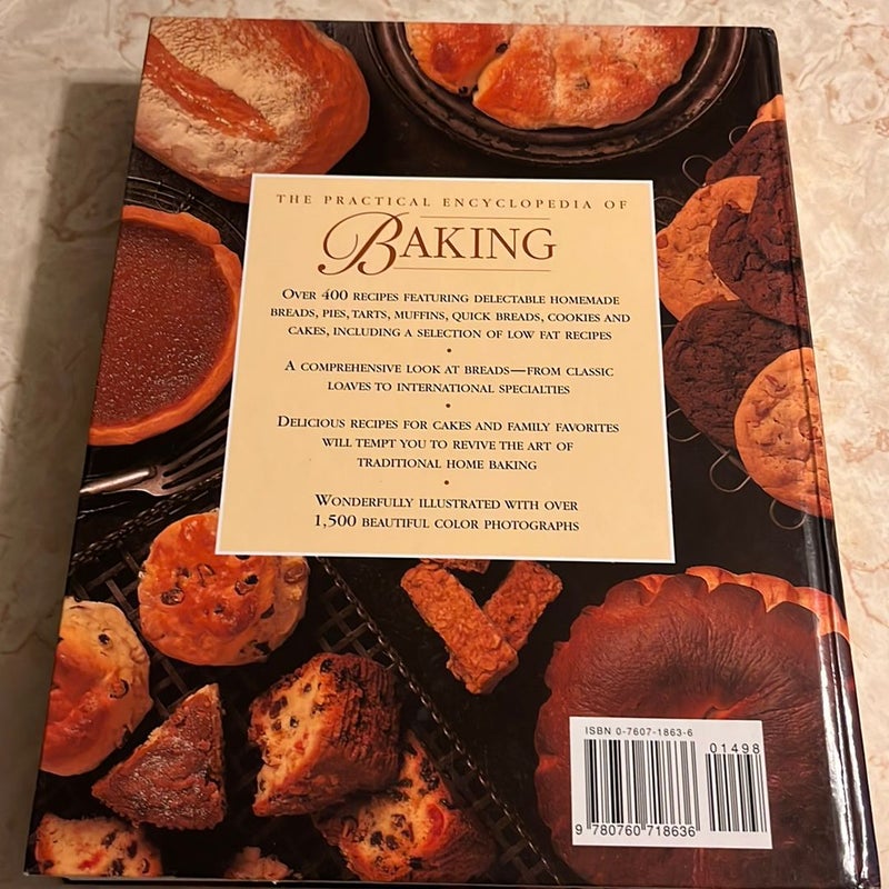 Practical Encyclopedia of Baking by Martha Day , Hardcover | Pangobooks