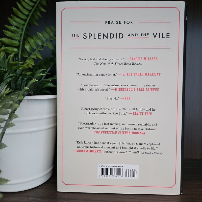 The Splendid and the Vile by Erik Larson, Hardcover | Pangobooks