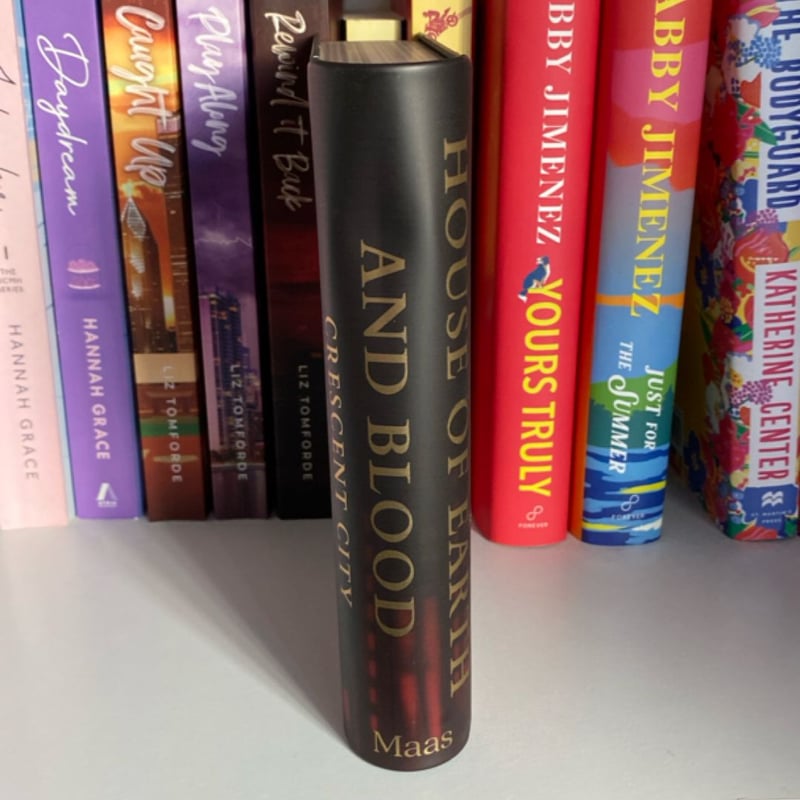 Crescent City HOEAB Book Tin by , Hardcover | Pangobooks