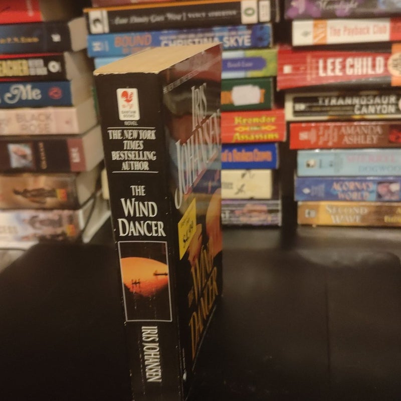 The Wind Dancer by Iris Johansen, Paperback | Pango Books