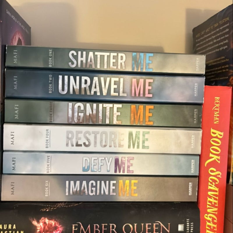 Shatter Me Series 6-Book Box Set by Tahereh Mafi, Paperback | Pangobooks