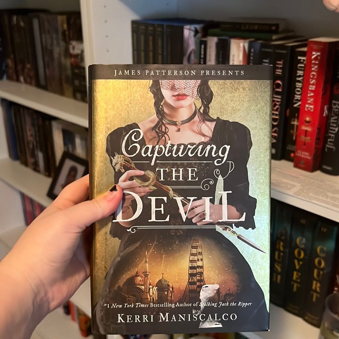 Capturing the Devil by Kerri Maniscalco, Hardcover | Pangobooks