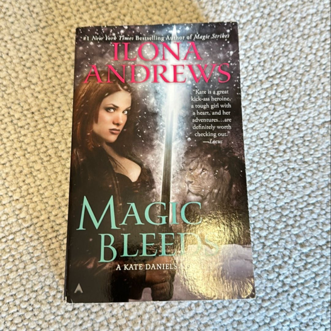 Magic Bleeds by Ilona Andrews, Paperback | Pangobooks