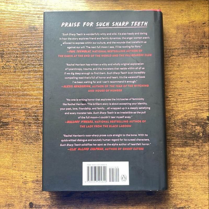 Such Sharp Teeth by Rachel Harrison, Hardcover | Pangobooks