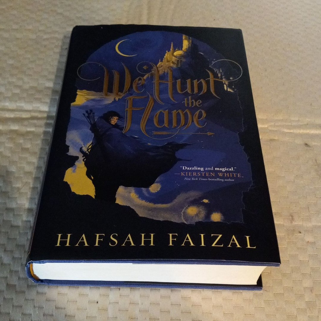 We Hunt the Flame by Hafsah Faizal, Hardcover | Pangobooks