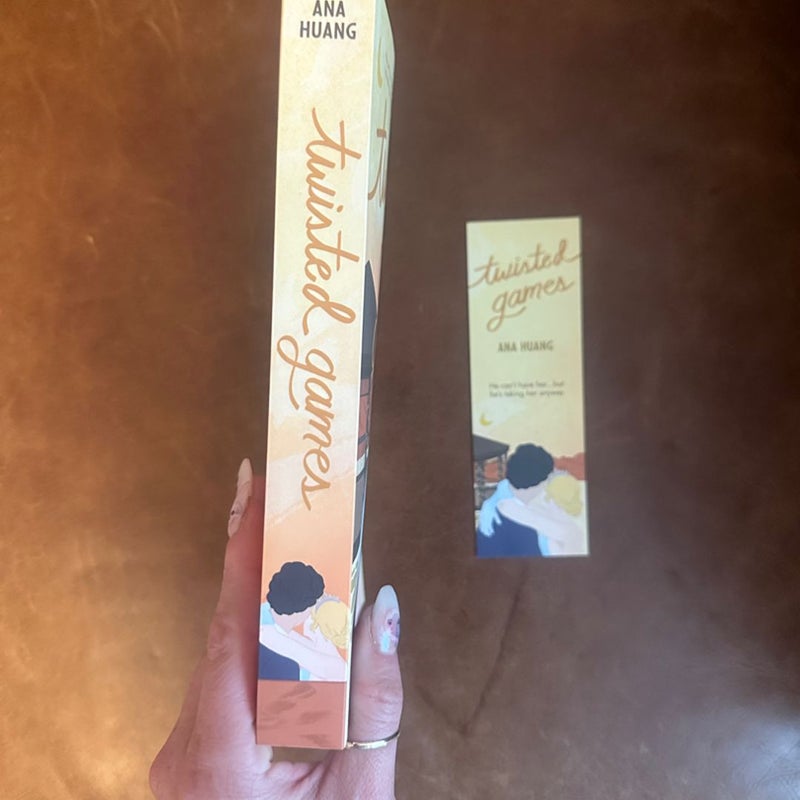Twisted games signed special edition steamy lit Ana huang by Ana huang, Paperback | Pangobooks